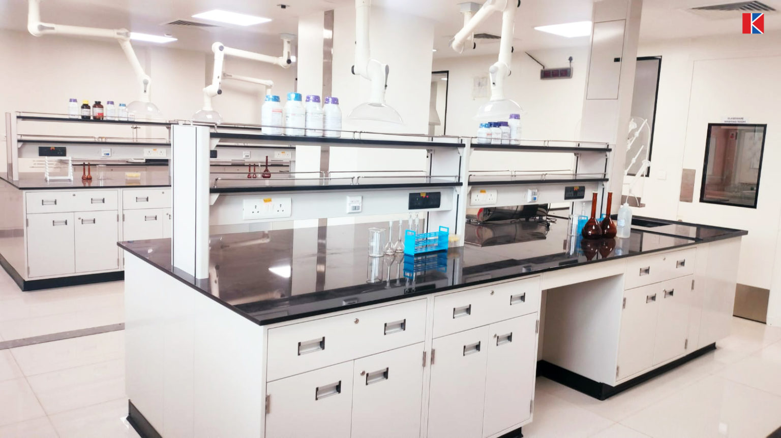 Biological Safety Cabinets | Lab Furniture | Kewaunee